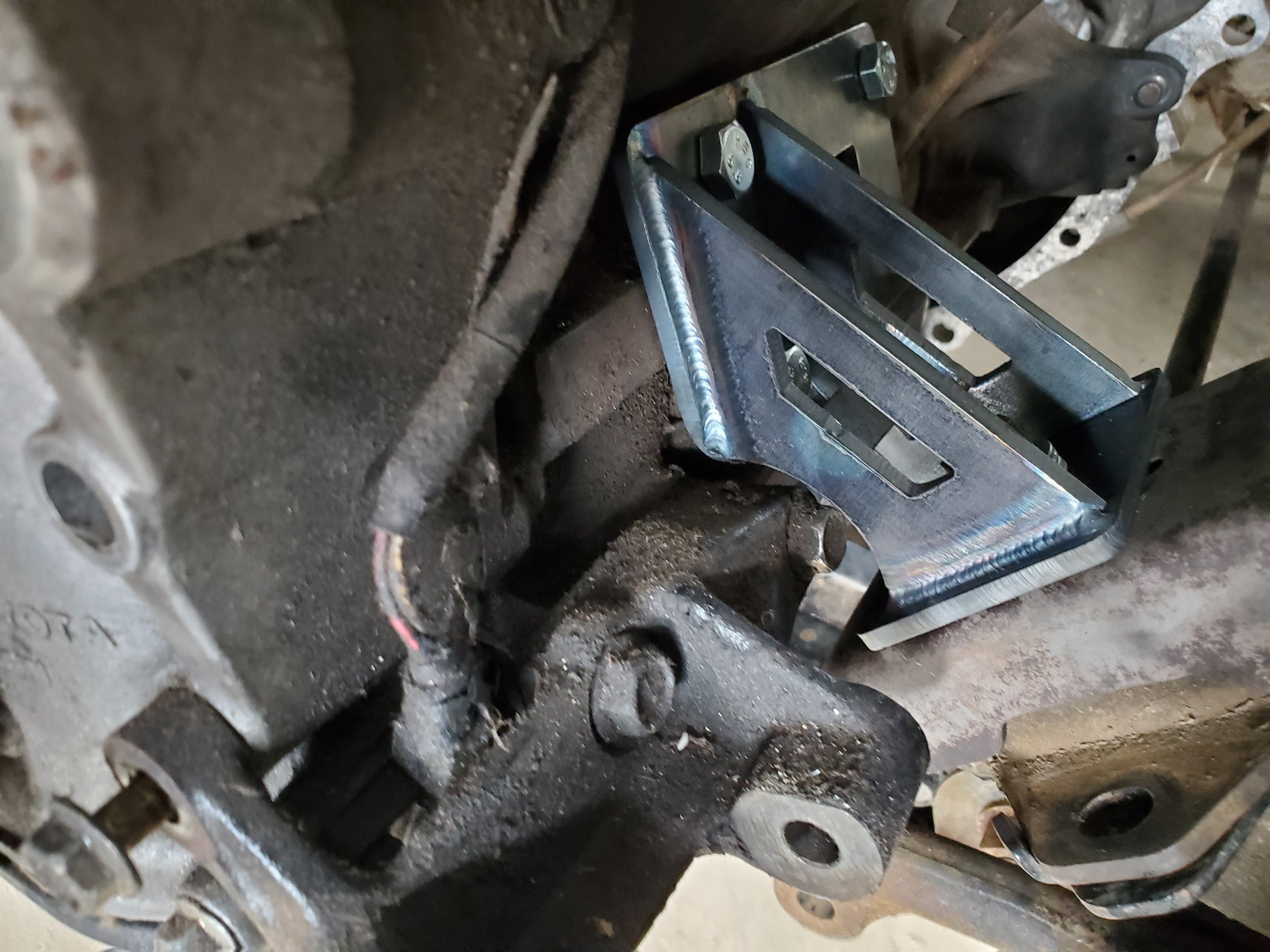 Toyota Hilux RN85 3RZ 3RZFE engine conversion mounts custom | KE ...