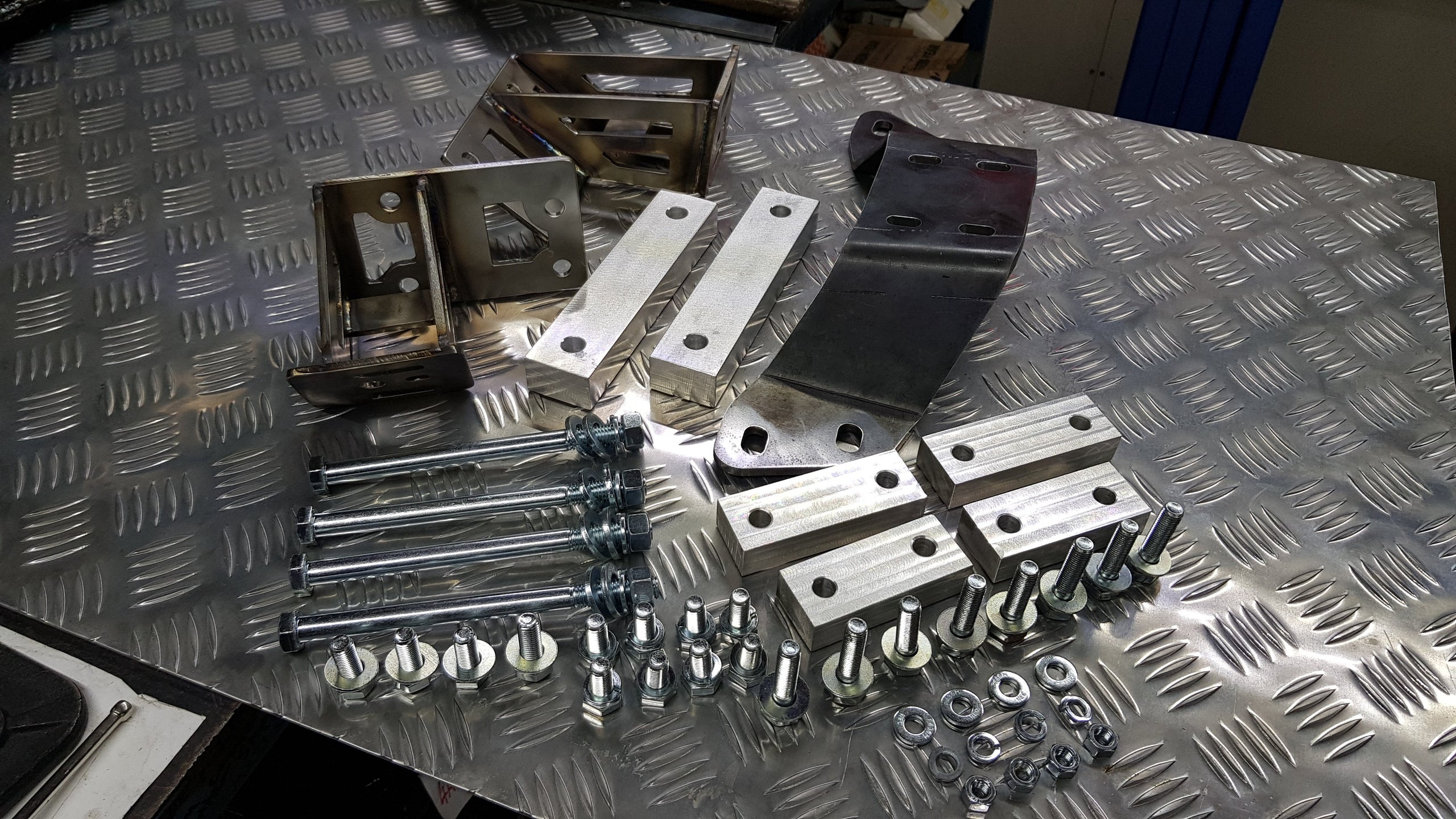 Toyota sprinter 3SGE BEAMS AE86 custom engine mounts swap kit ...